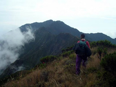 Mt Hanang Hike - Mlimani Safaris Africa